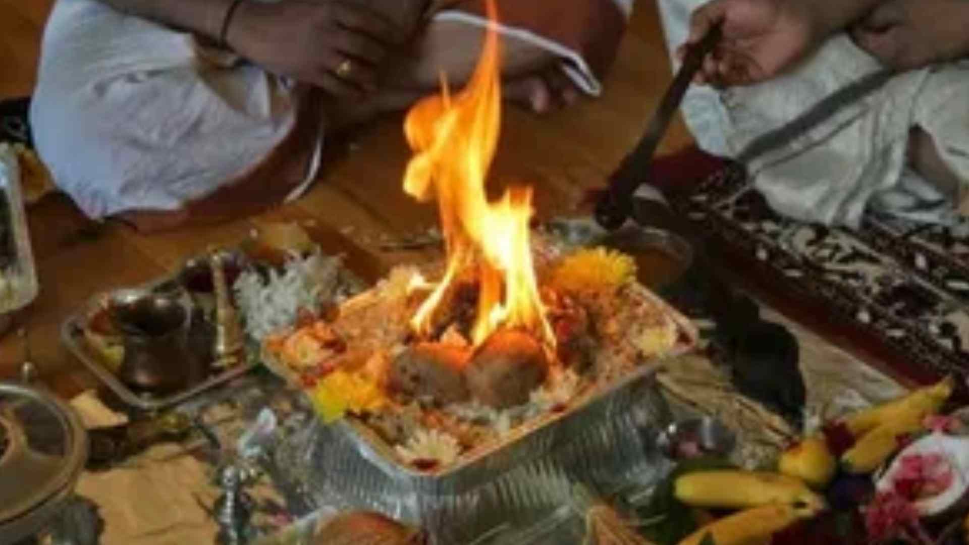 Pandit for Guru Chandal Dosh Nivaran Puja: Cost, Vidhi & More