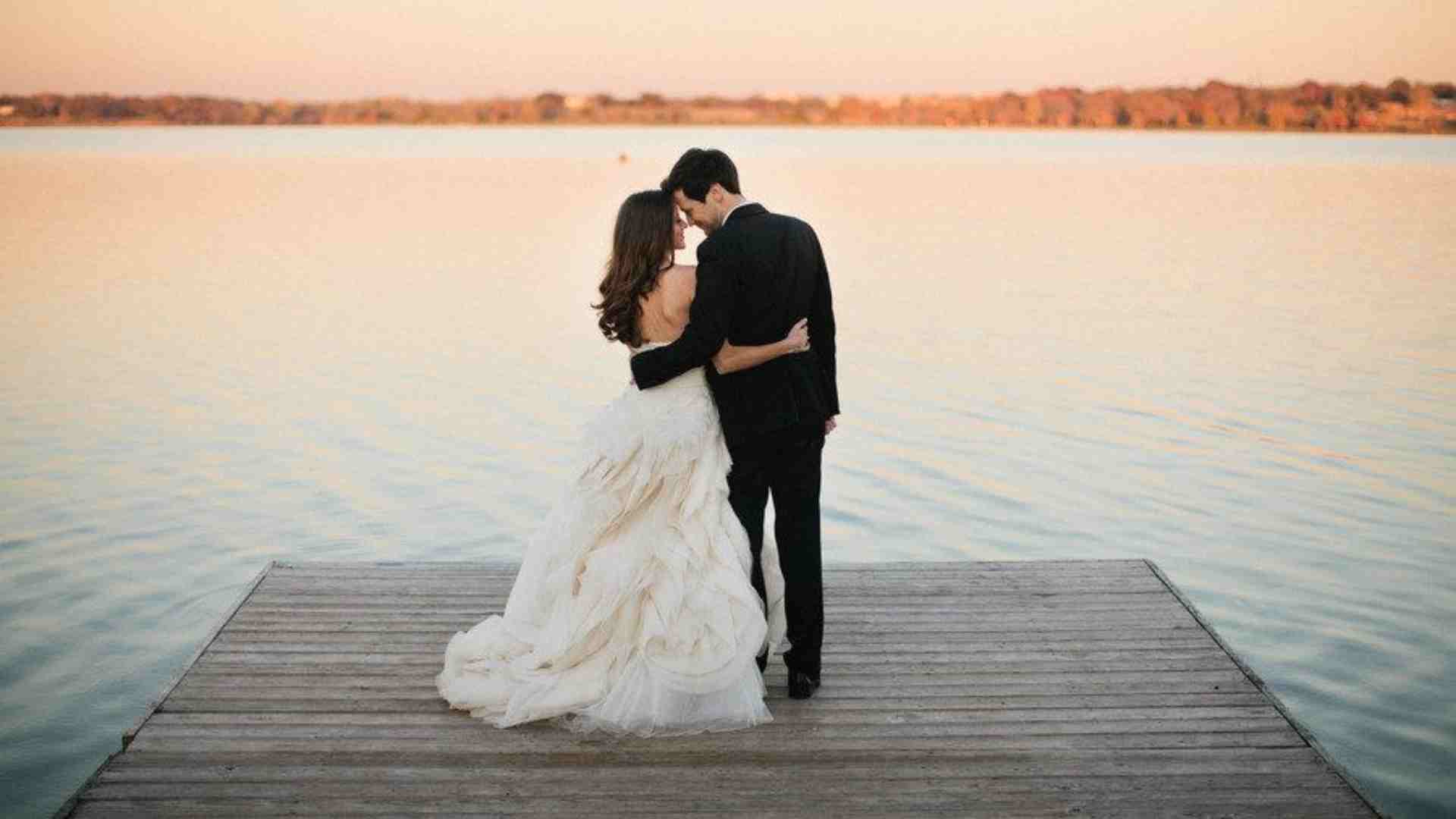 Marriage Wedding Couple Poses That Will Wow Your Guests!
