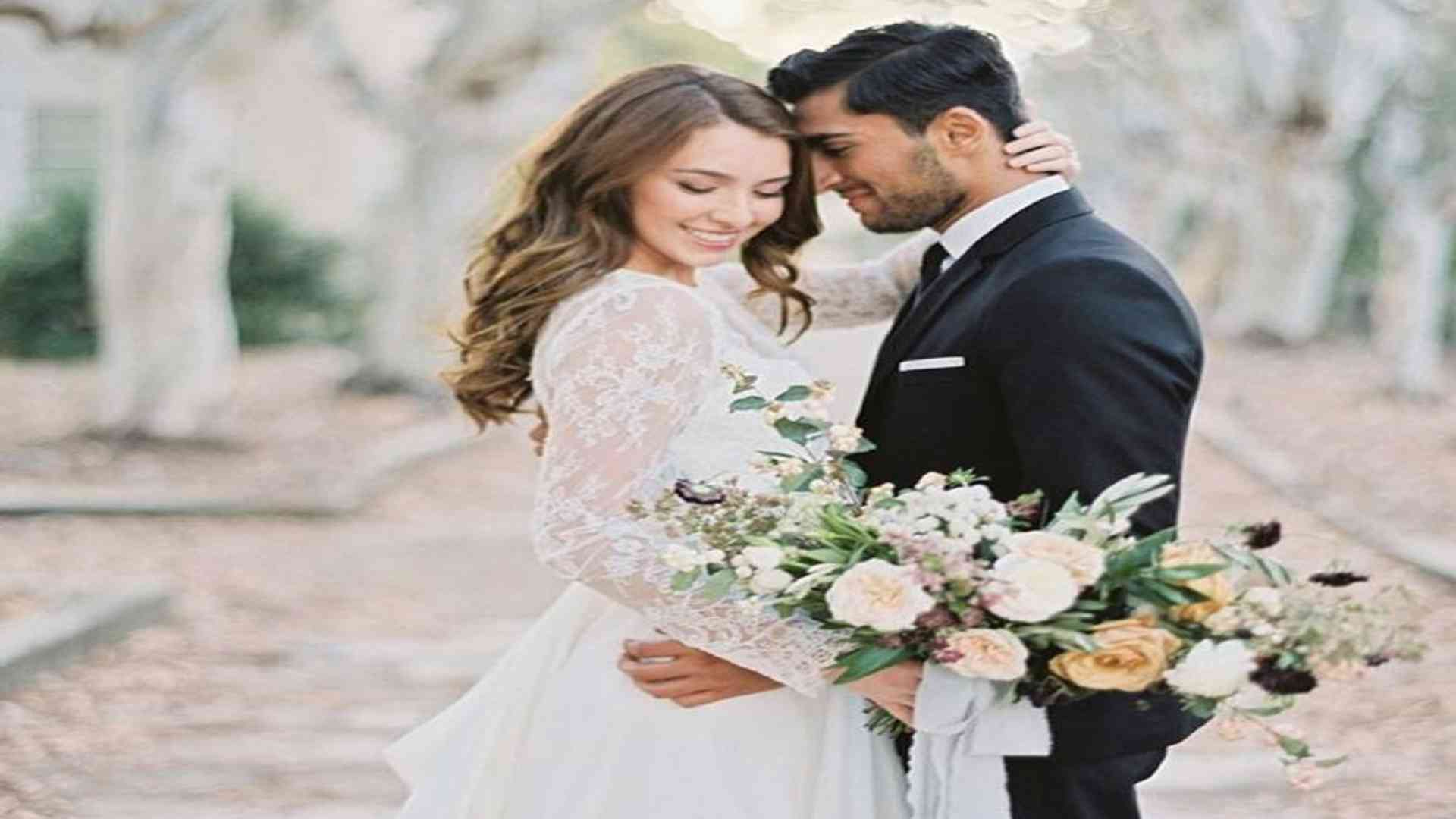 Marriage Wedding Couple Poses That Will Wow Your Guests!
